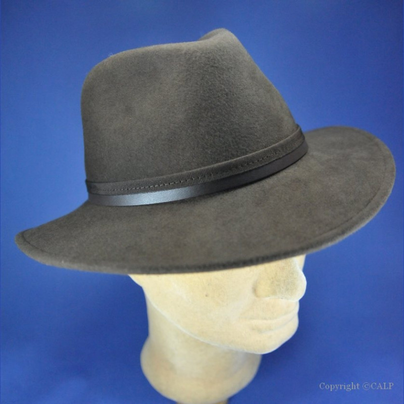 chapeau-homme-moderne